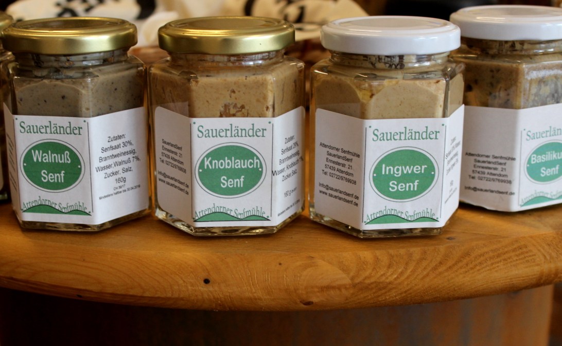 IN DER „ATTENDORNER SENFMÜHLE“